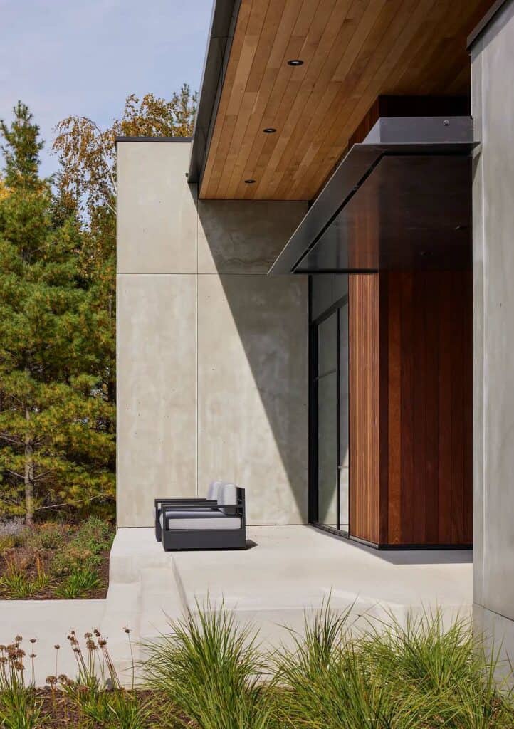 A beautifully reimagined home in Minnesota nestles into a cloud forest