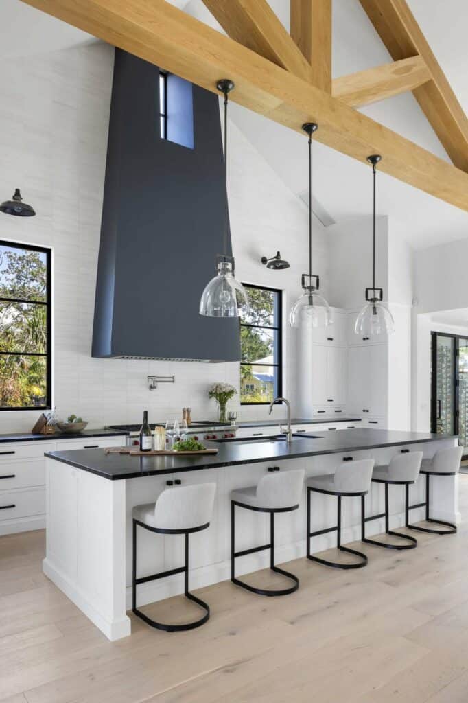 Tour this modern river house in Florida with spectacular design details