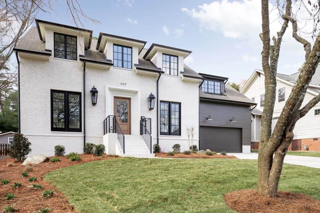 This idyllic North Carolina home perfectly blends tradition and luxury