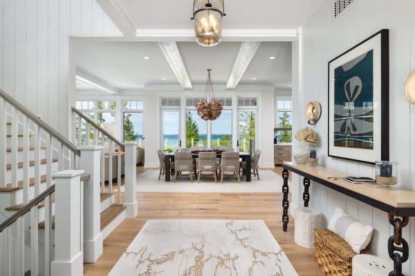 A blissful beach house retreat with breathtaking views over Lake Michigan