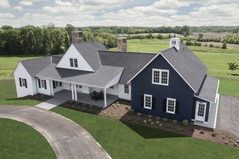 Step into this inspiring modern farmhouse house tour in the Midwest