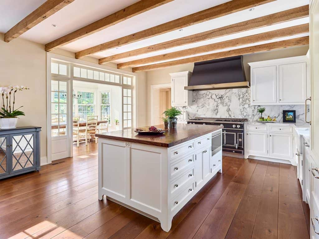A charming stone house in Delaware with a peaceful countryside setting