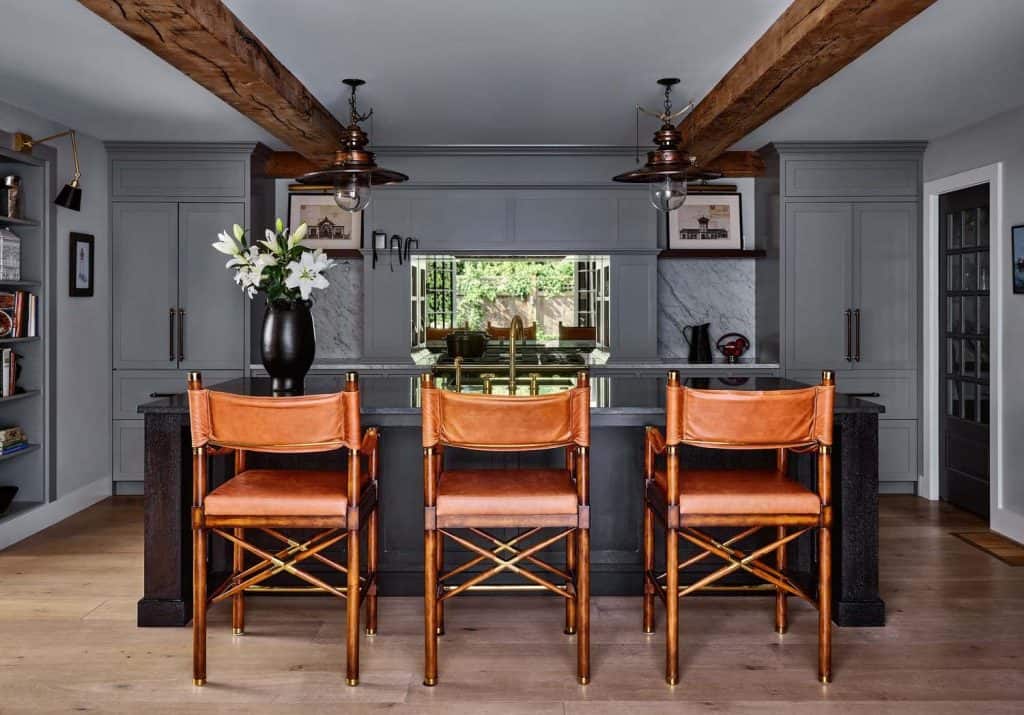 A historic home on Nantucket Island gets a beautifully charming update