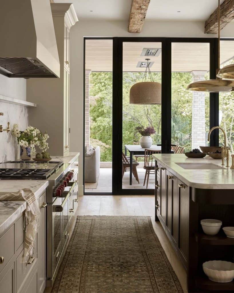 A peek into this stunning Canadian home with drool-worthy living spaces