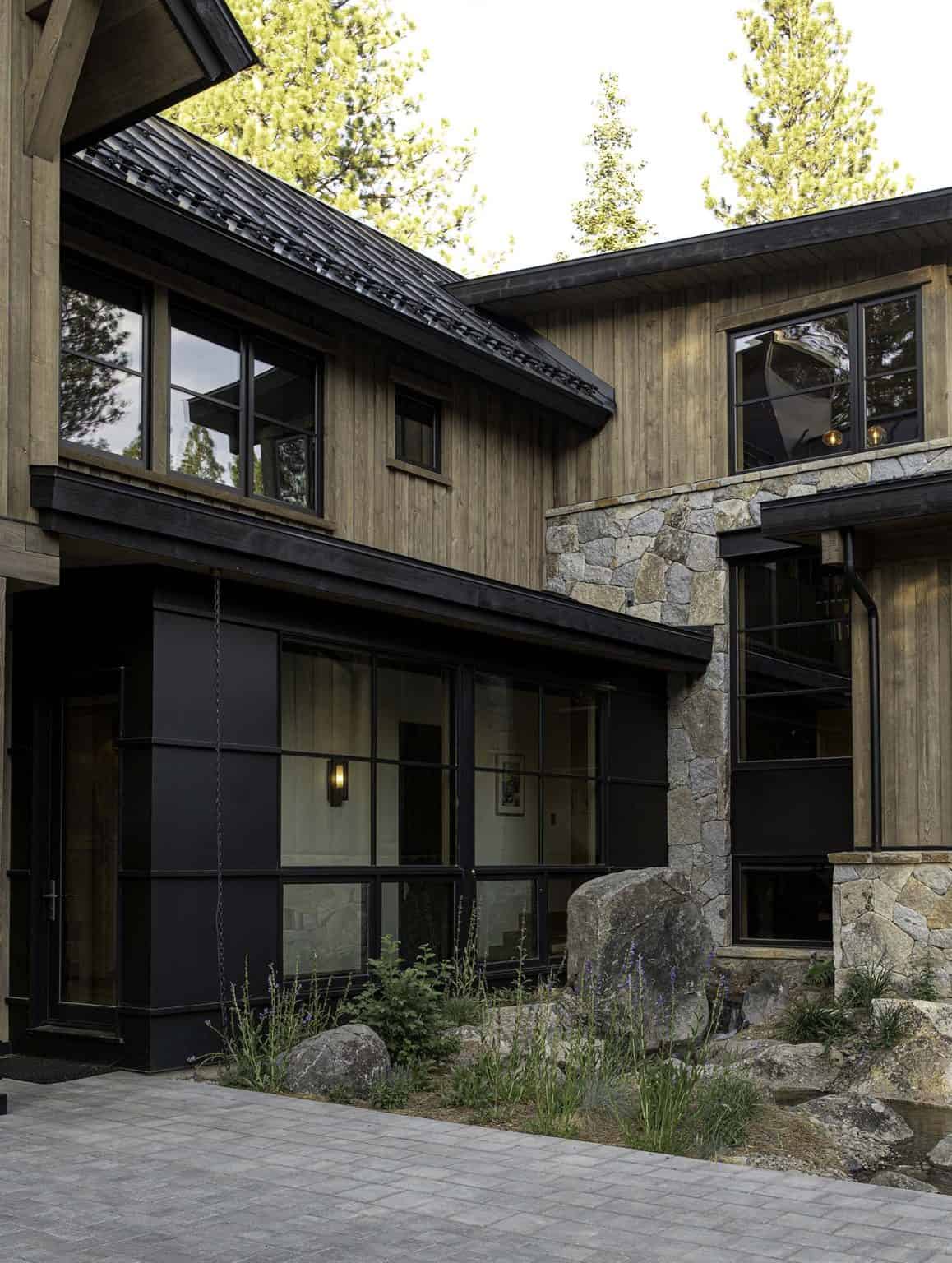 A spectacular Martis Camp retreat mixes Scandinavian and rustic details