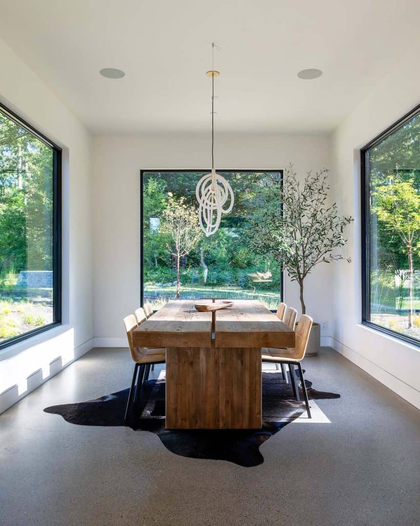 This Shou Sugi Ban house beautifully blends into Washington’s woodlands