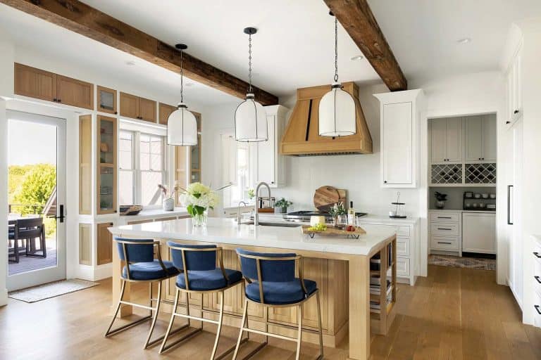 Unforgettable mountain modern dream house in the Minnesota countryside