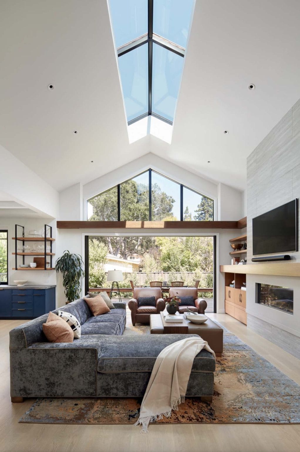 A beautiful and calming home designed for entertaining in Redwood City