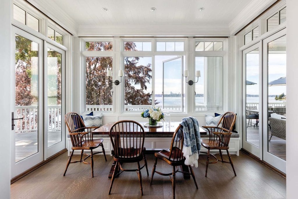 A charming lakeside cottage home with scenic views over Lake Washington