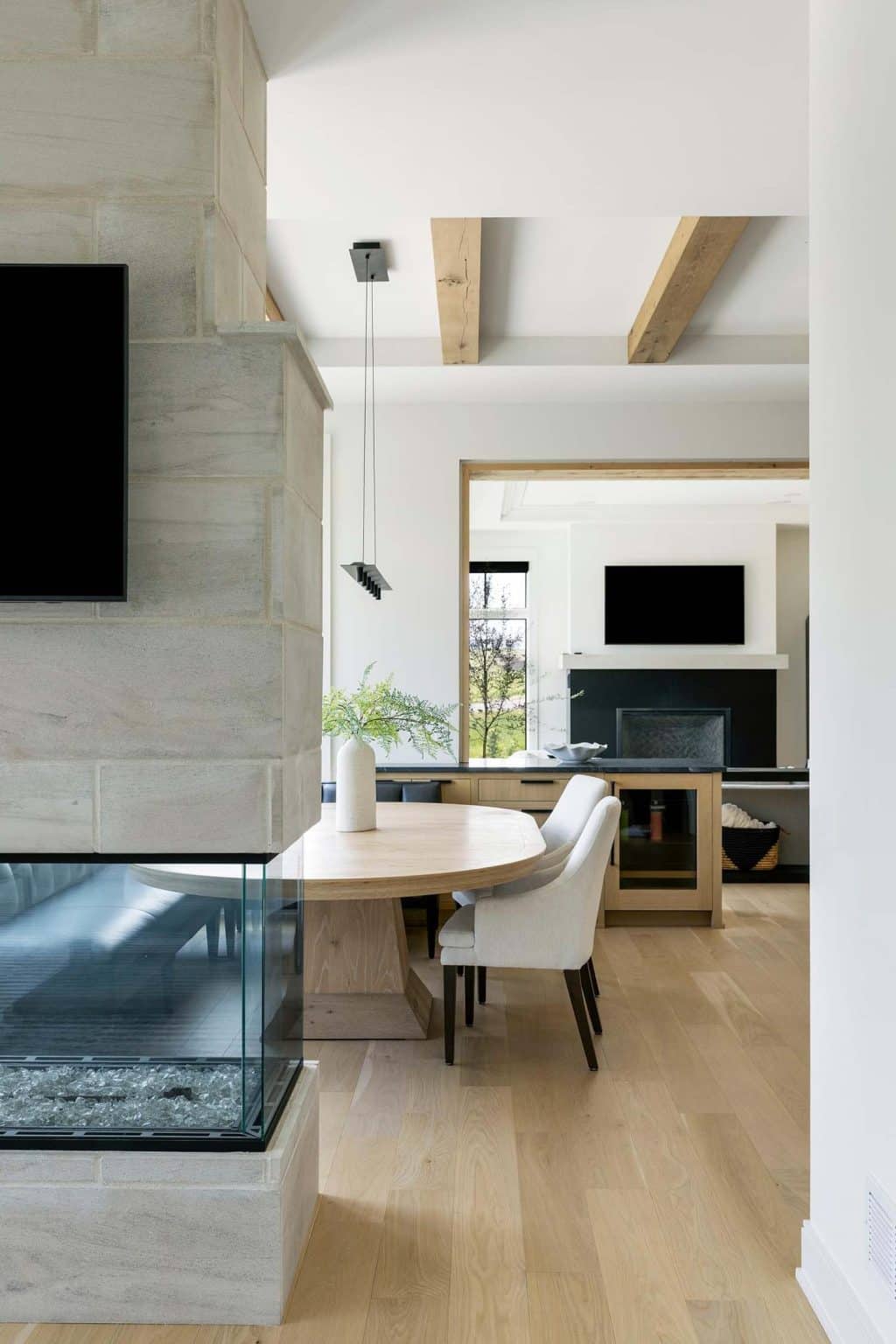 Step inside this absolutely stunning modern house in the Deer Hill Preserve