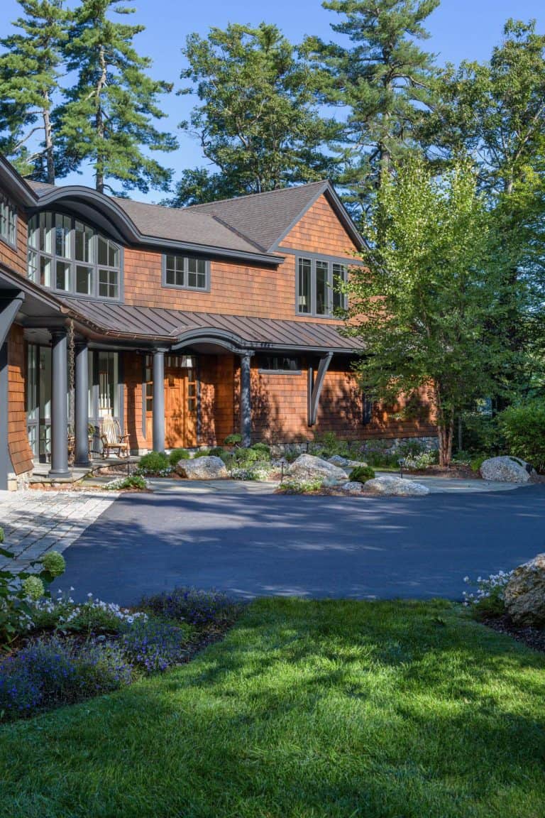 See an absolutely beautiful lake house with a timeless twist in New ...