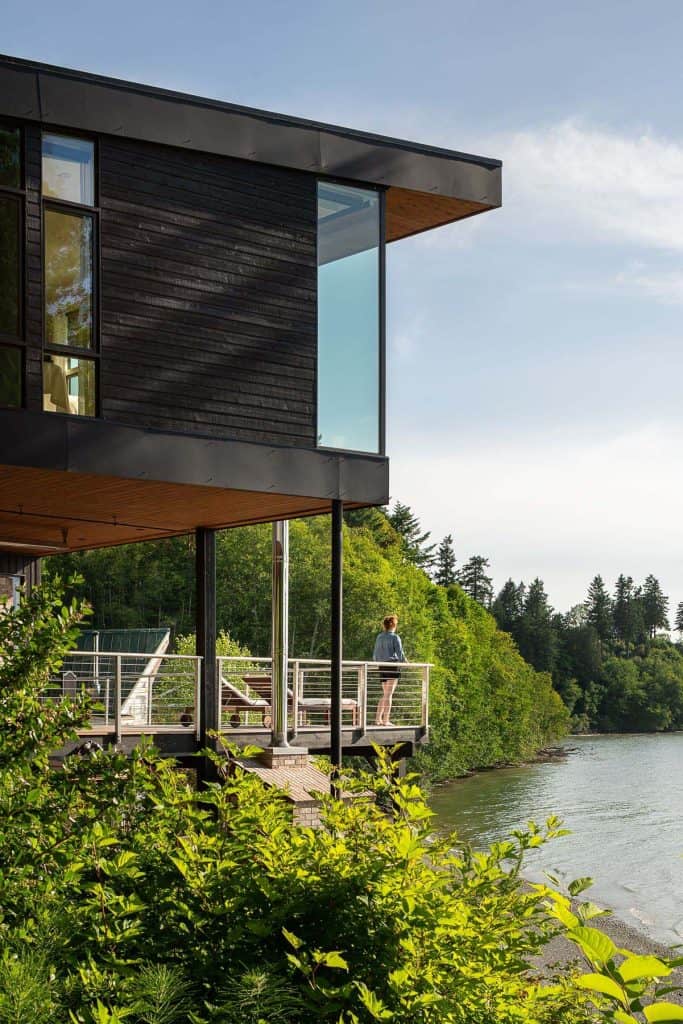Beach house becomes a cool multi-generational home on Washington’s Hood ...