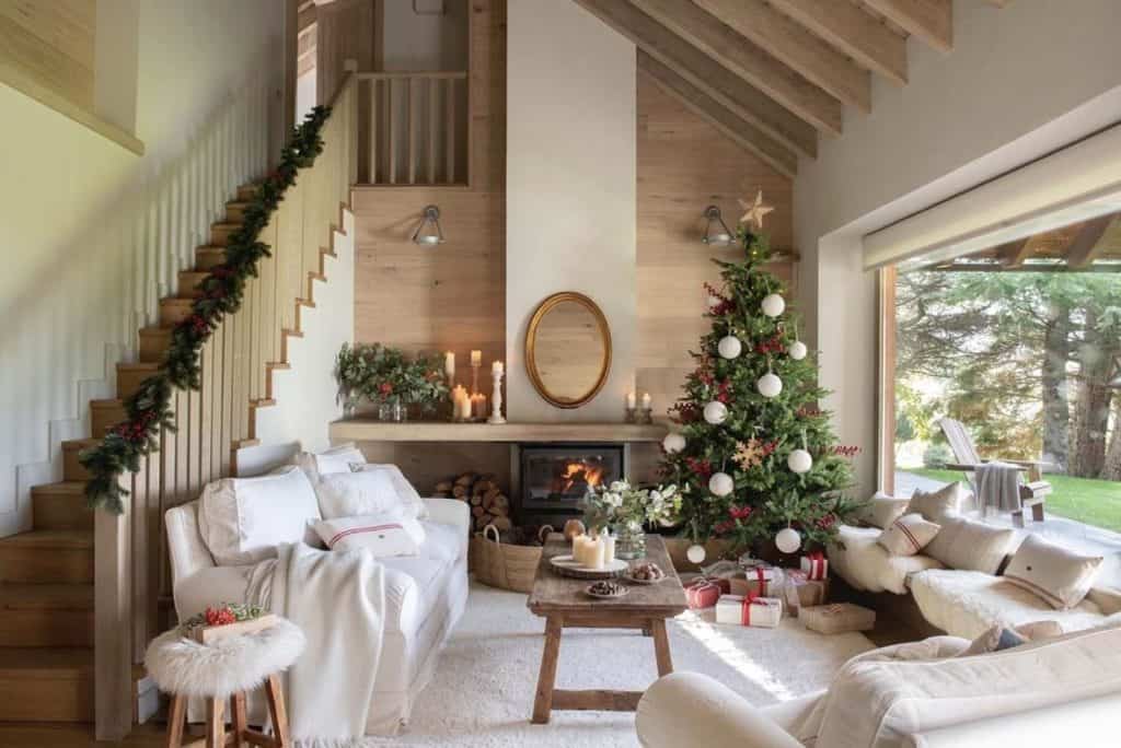 The most magical and beautiful Christmas cabin in the Pyrenees Mountains