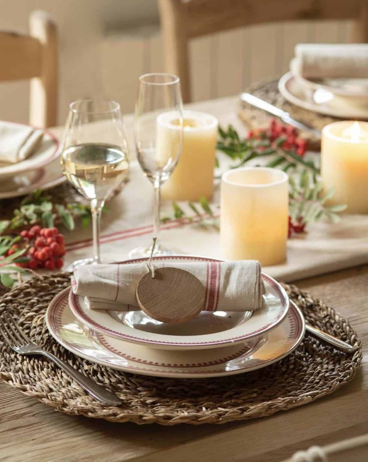 The most magical and beautiful Christmas cabin in the Pyrenees Mountains