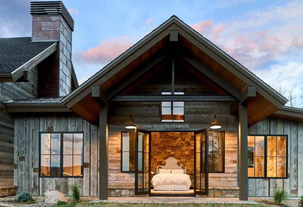 Rustic meets modern in this charming Colorado mountain home