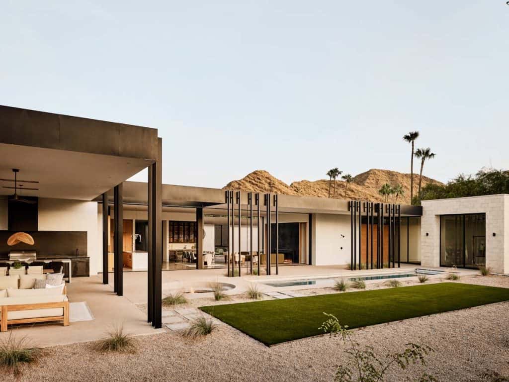 This spectacular courtyard style house celebrates beauty of Arizona desert