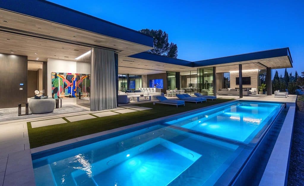 Impressive modern home with awe-inspiring views of the San Gabriel ...