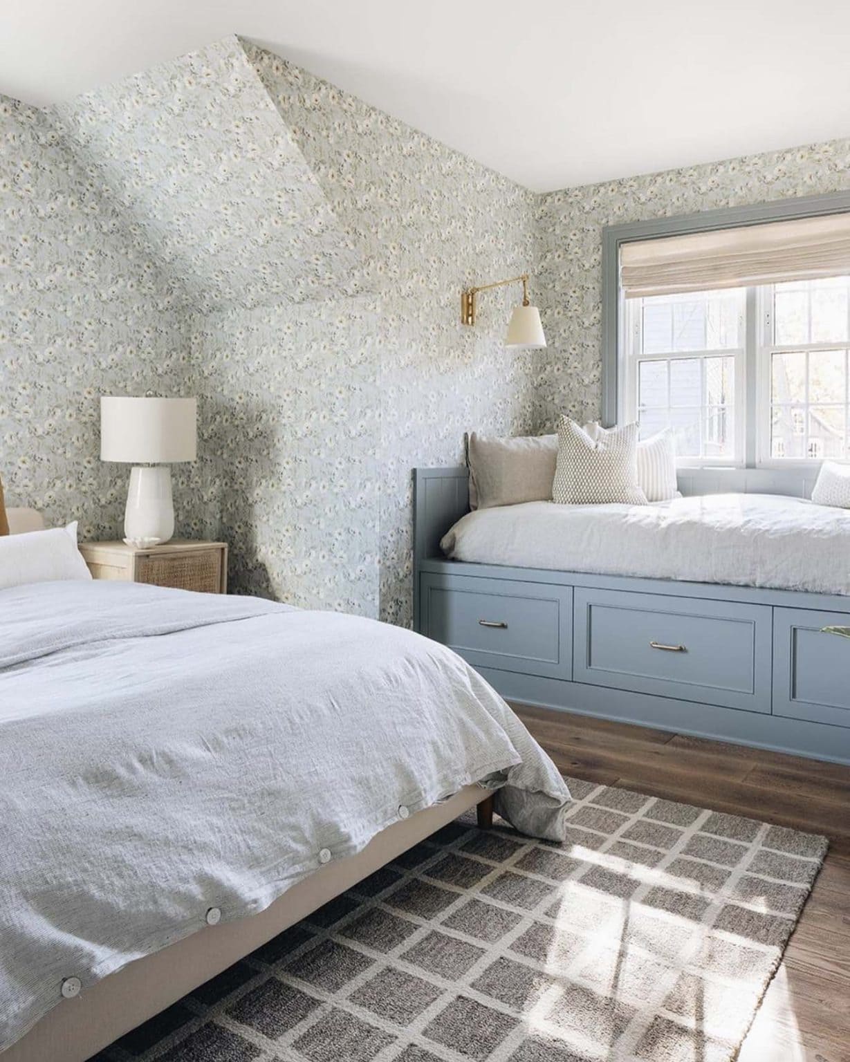 25 Cozy And Inviting Guest Bedroom Decorating Ideas You Need To See