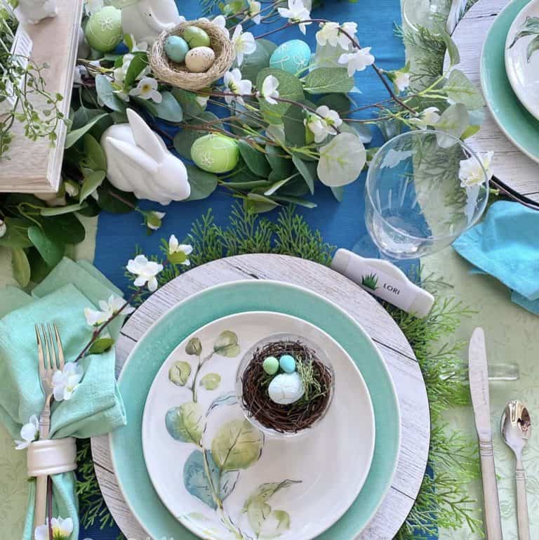 22 Easter Table Settings And Centerpieces For Stunning Spring Decor