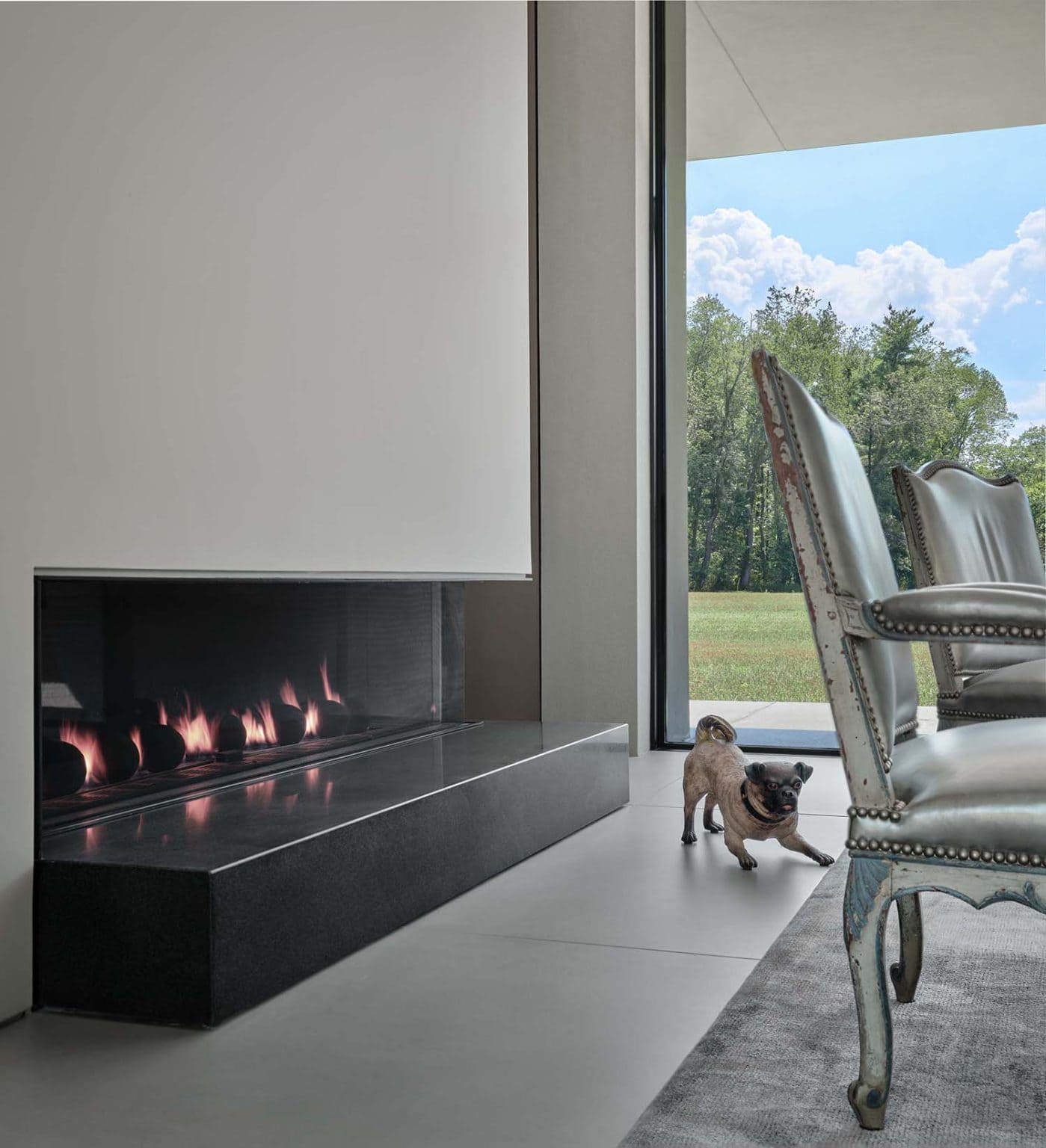 A magnificent glass house designed for a retired couple in the Berkshires