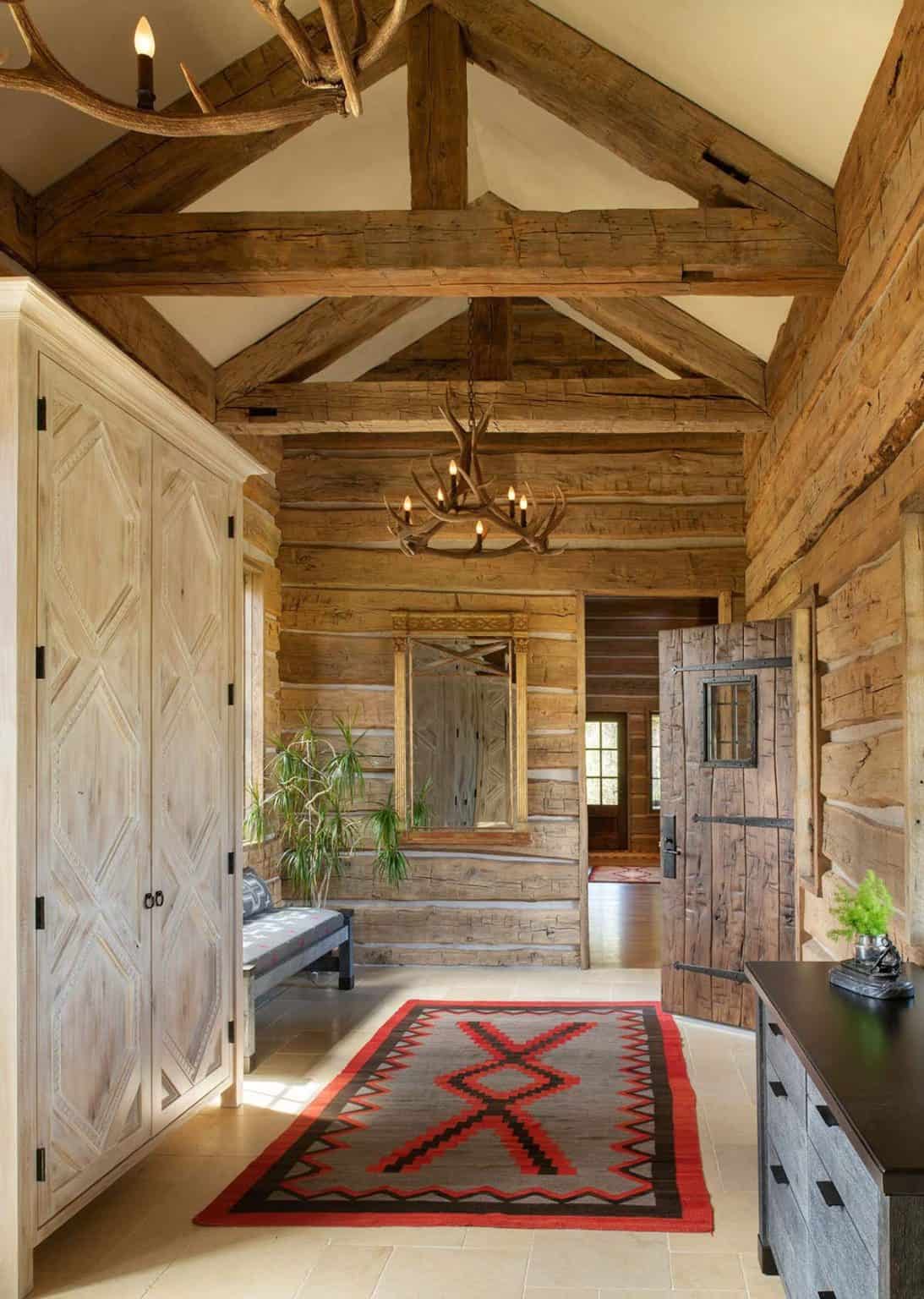 See a phenomenal mountain rustic dream home in Paradise Valley, Montana