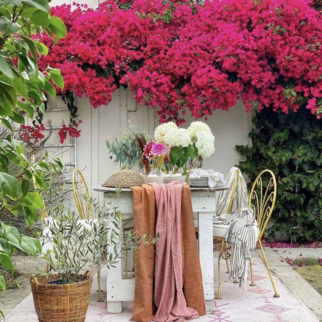 20 Gorgeous Patio And Porch Ideas To Celebrate Outdoor Living