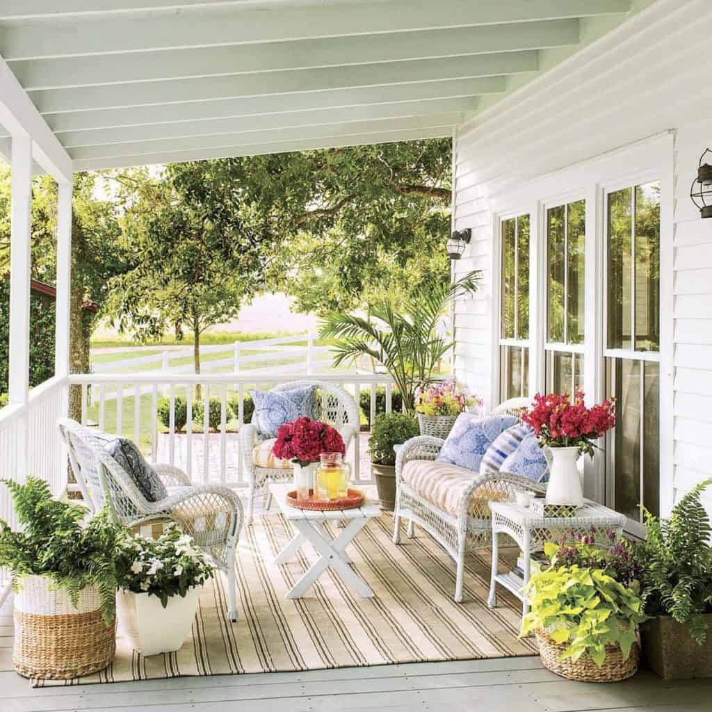 20 Gorgeous Patio And Porch Ideas To Celebrate Outdoor Living