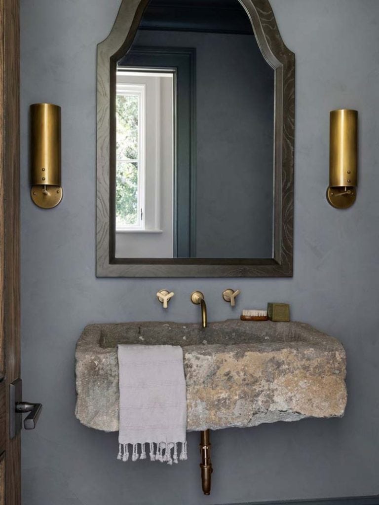 Step inside a countryside home in Georgia with stunning living spaces
