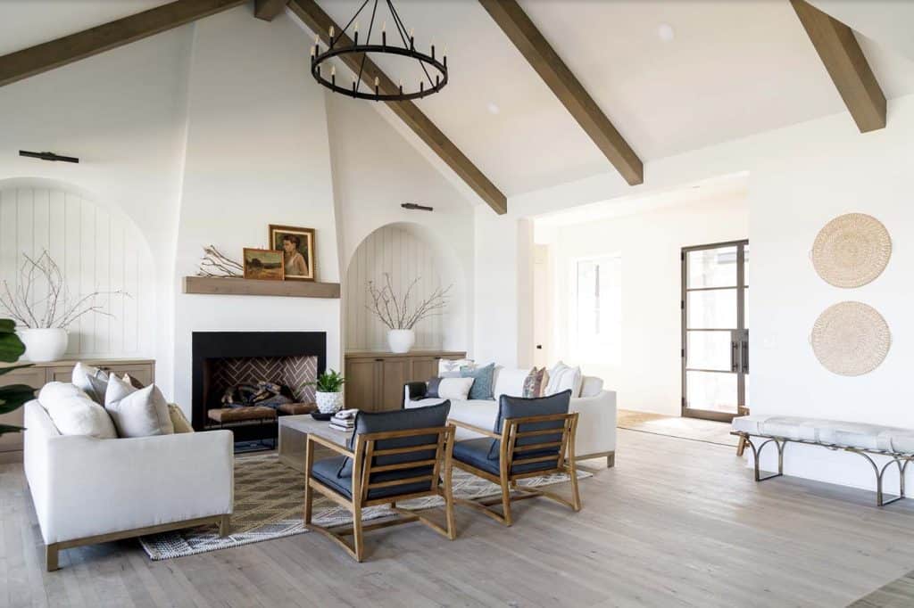 A modern organic style house in Idaho boasts stunning rustic details