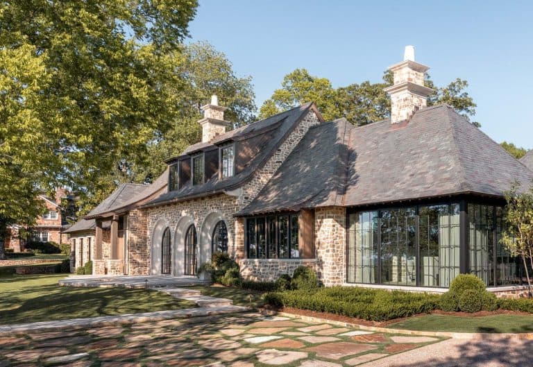 Take a peek inside this stunning modern rustic villa in Alabama