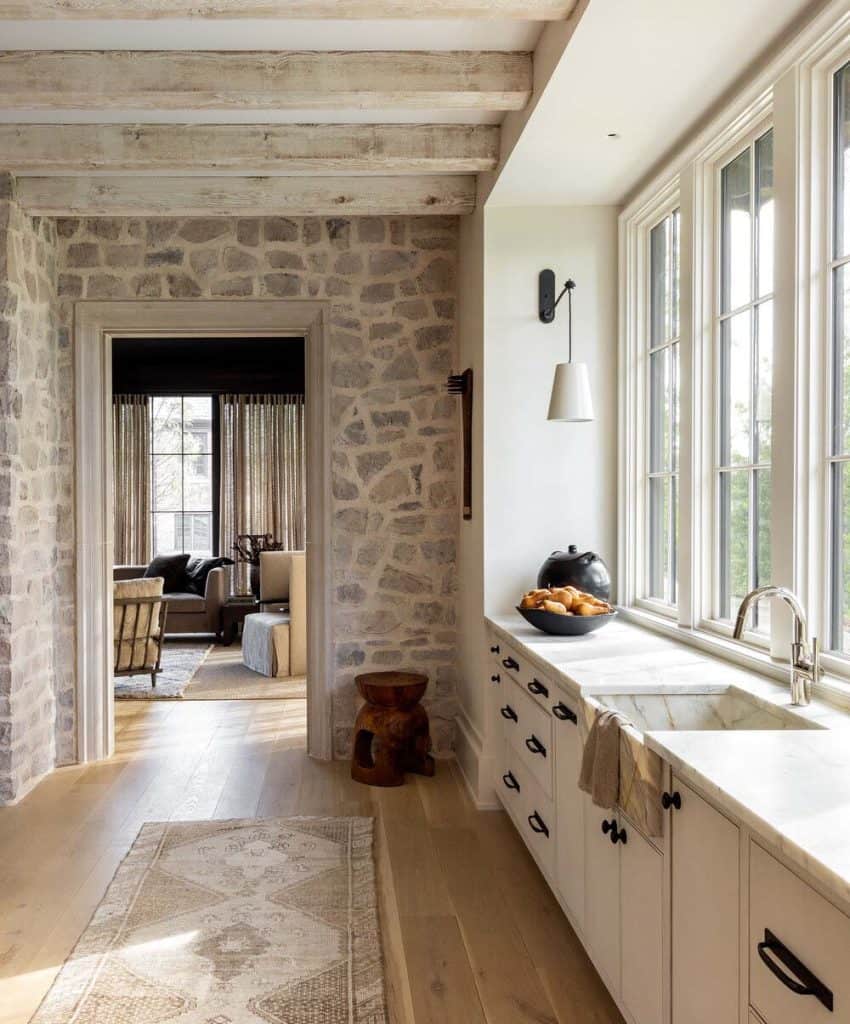 Take a peek inside this stunning modern rustic villa in Alabama