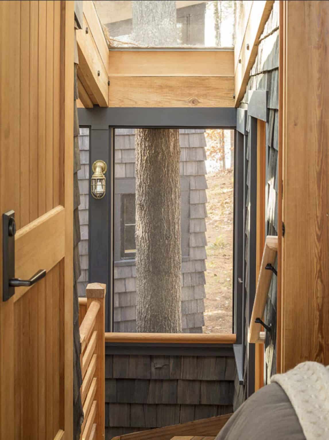 Off-the-grid island camp surrounded by breathtaking woods in Maine