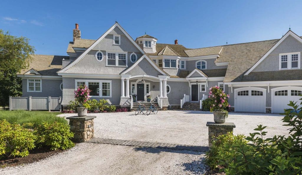 A shingle style home gets an inspiring makeover on the Rhode Island Coast