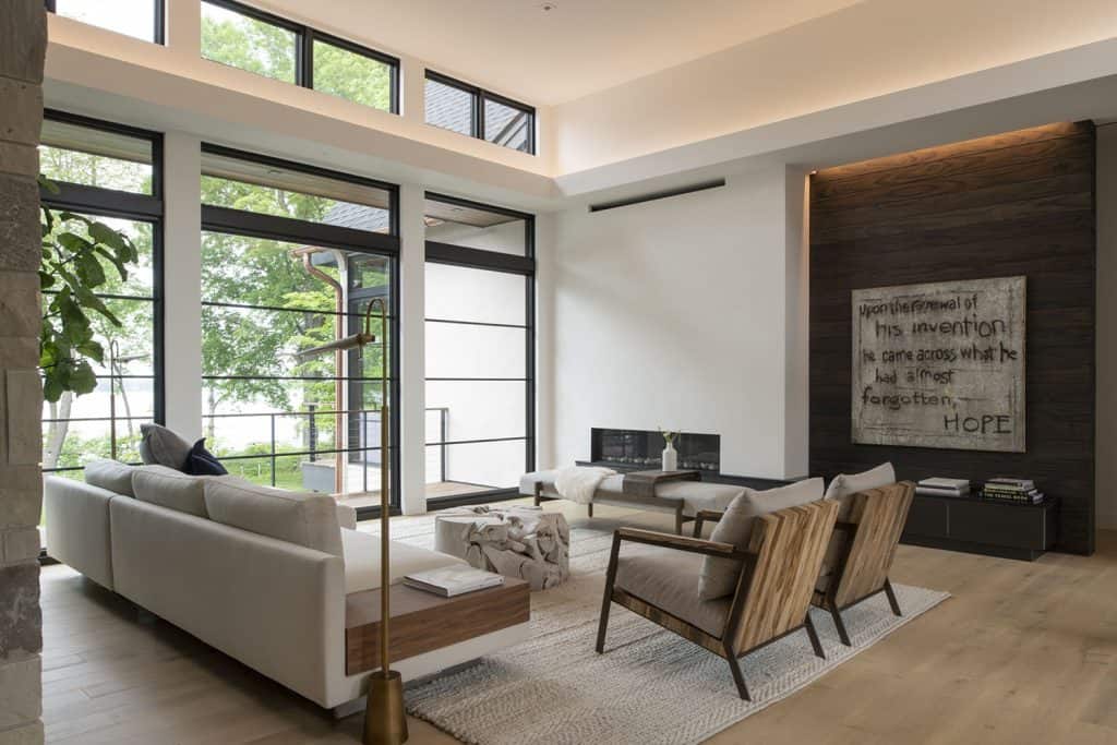 This sensational Lake Minnetonka house was designed for relaxing getaways