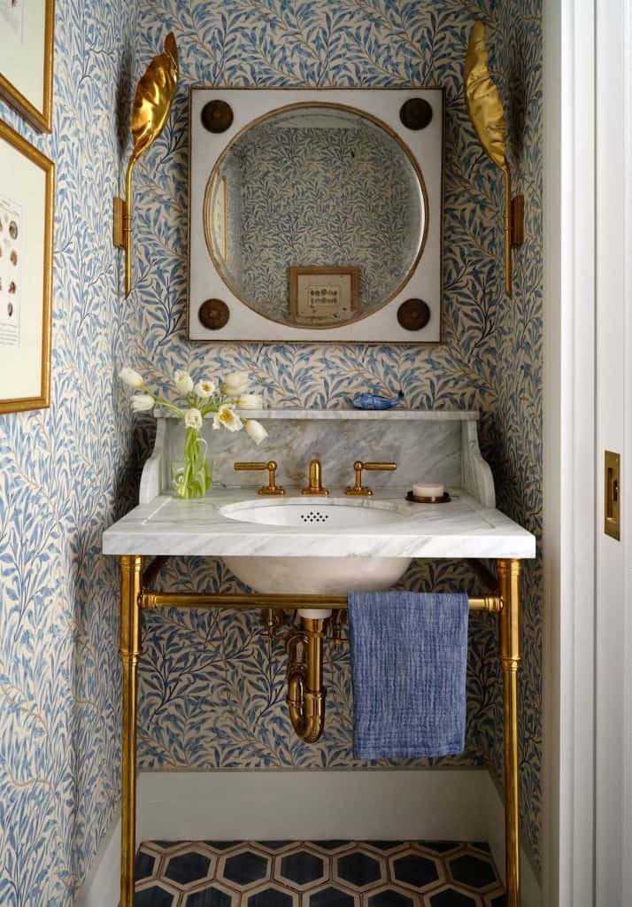 Take a peek inside this beautifully transformed Cape Cod vacation house