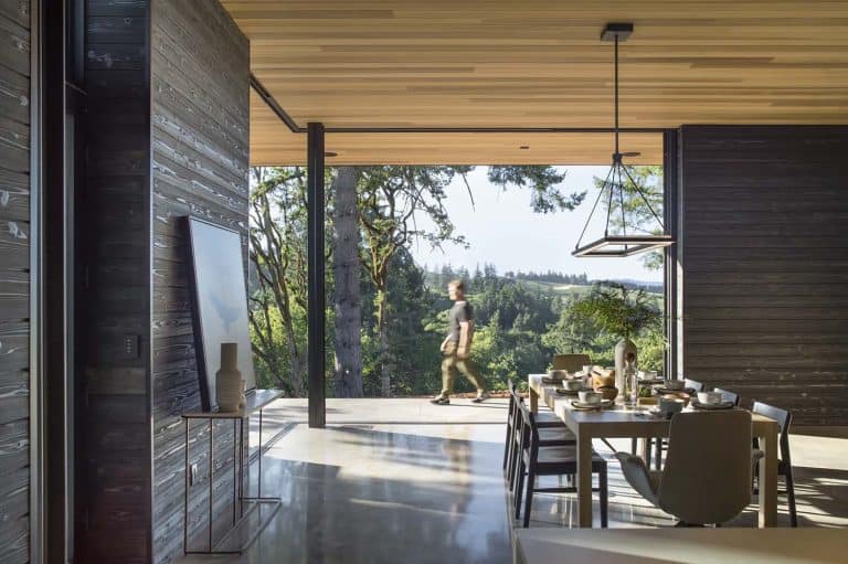 This stunning Oregon wine country home defines organic modern style