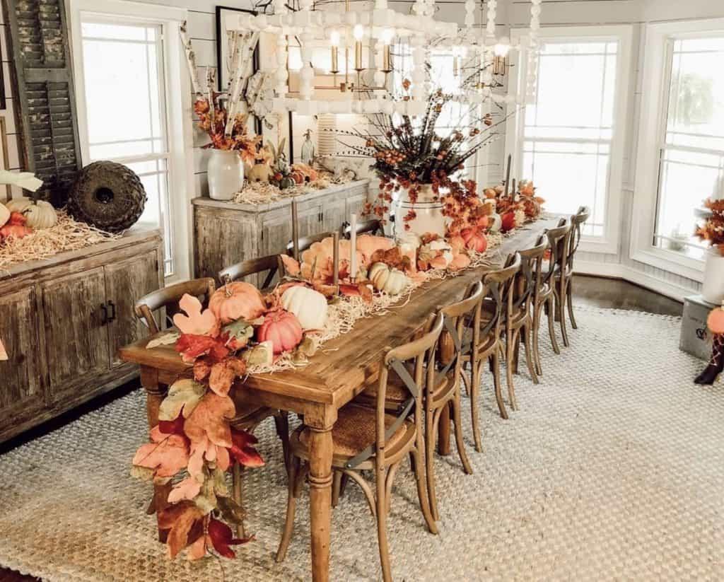 19 Cozy And Inviting Fall Decorating Ideas To Elevate Your Home