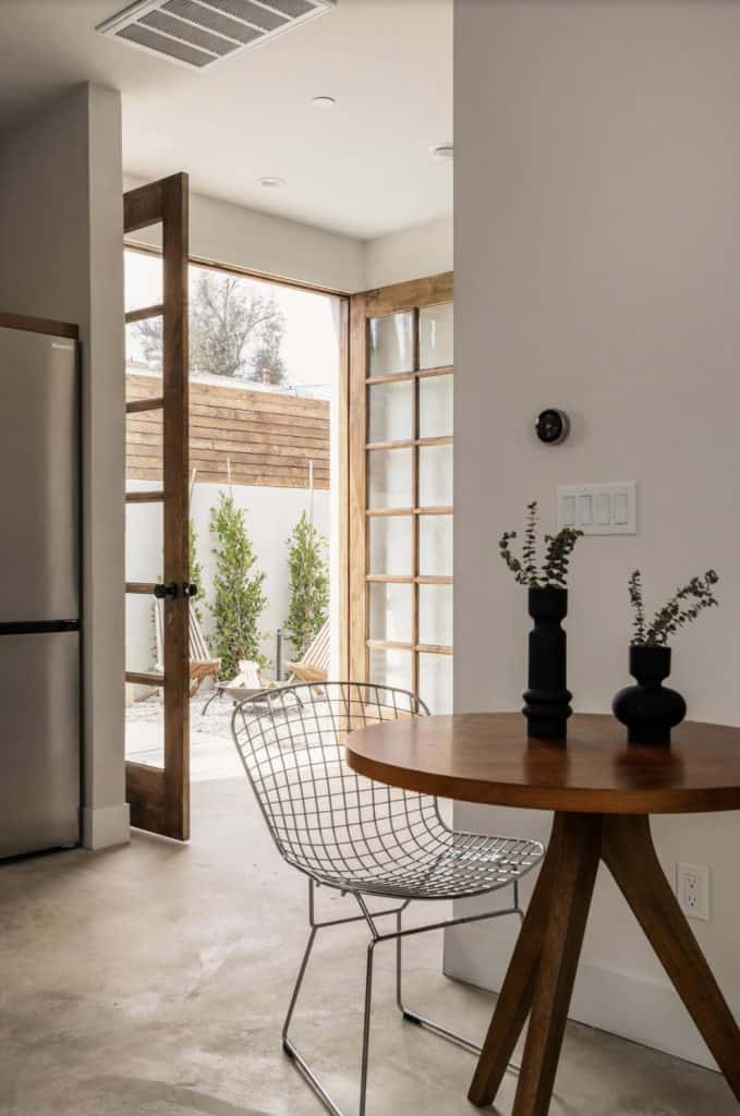 Mediterranean house in Los Angeles with soothing vibes and inviting warmth