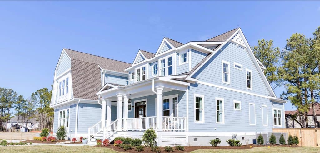 Nantucket inspired dream house in Virginia with fresh and breezy interiors