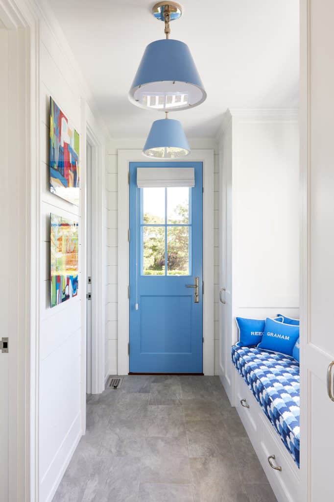 Nantucket home with a timeless and serene blue and white color scheme