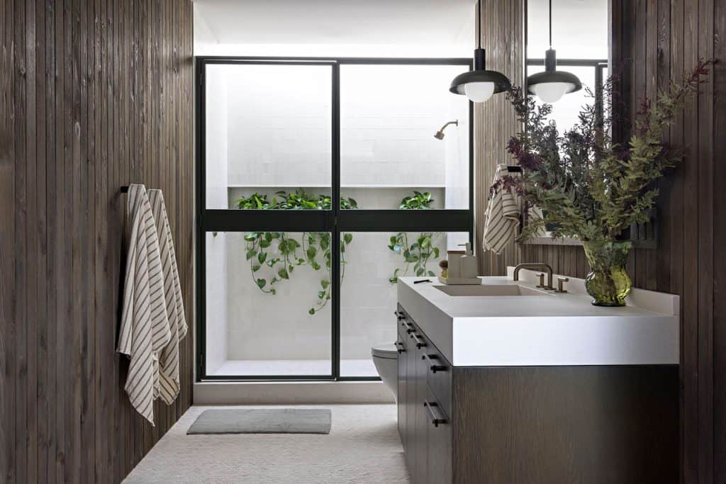Take a step inside this gorgeous moody modern house in Corona del Mar