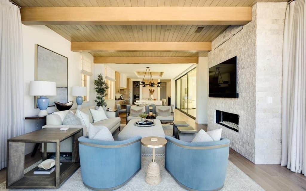 See this incredibly stunning modern coastal home in Southern California
