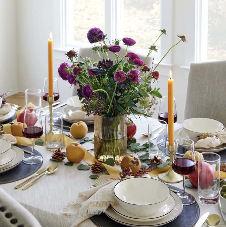24 Stunning Thanksgiving Table Decor Ideas To Impress Your Guests