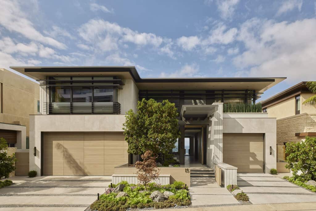 An extraordinary beachfront house with biophilic accents in Southern ...