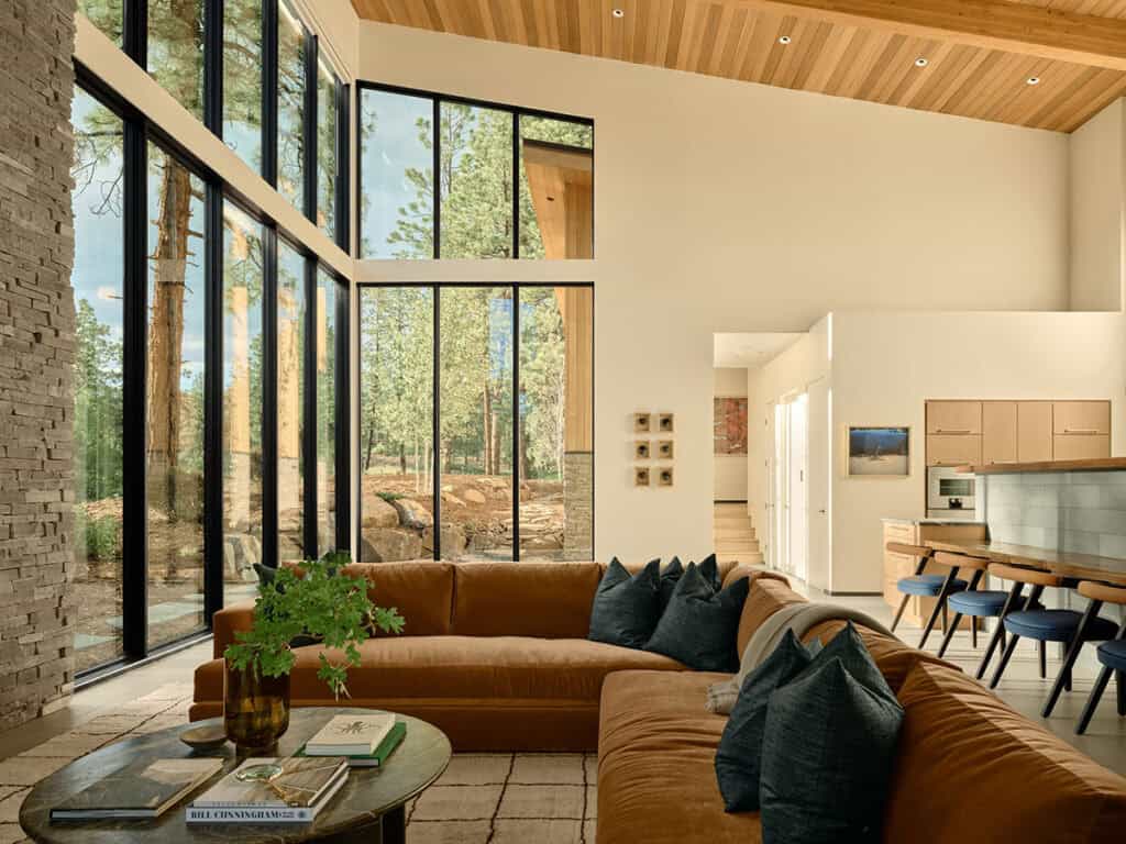Home designed to embrace outdoor living in Durango: Lean-Three House