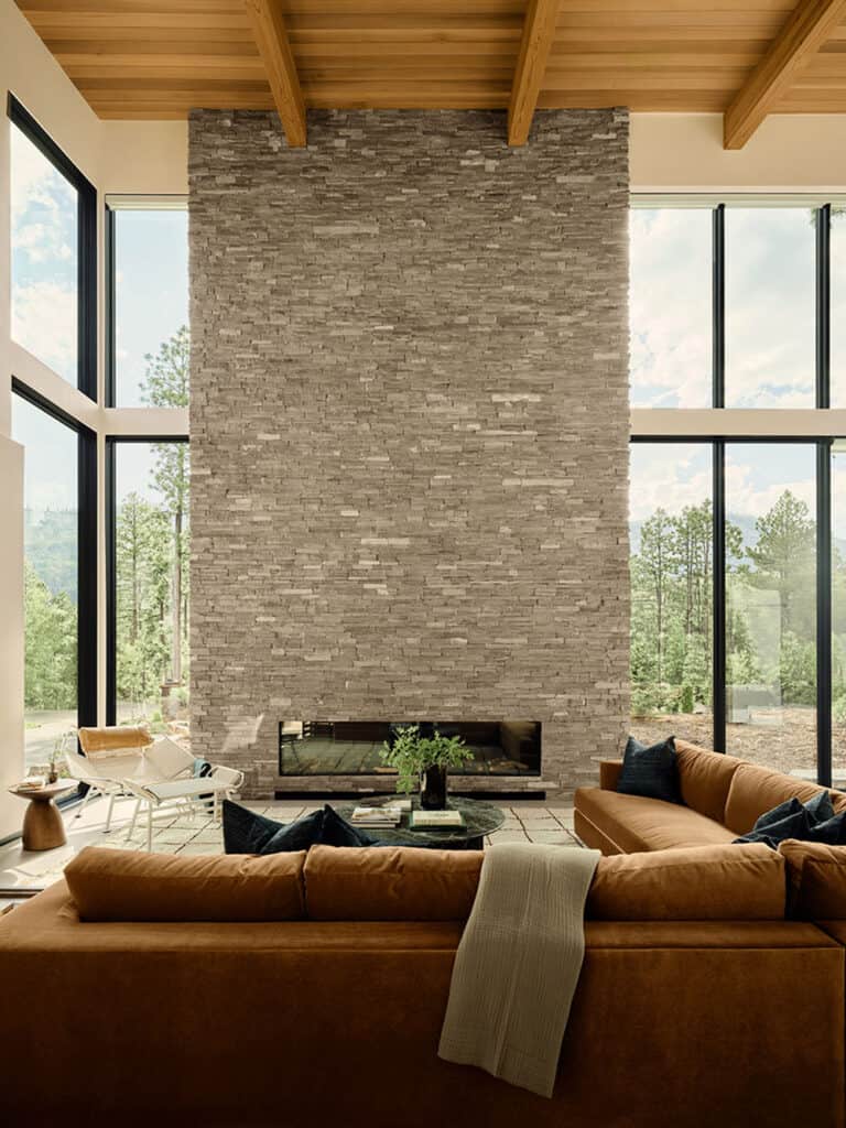 Home designed to embrace outdoor living in Durango: Lean-Three House