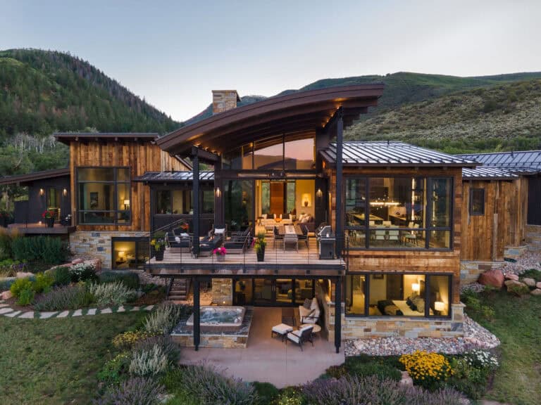 Step into this outstanding mountain house with dramatic views in Vail ...