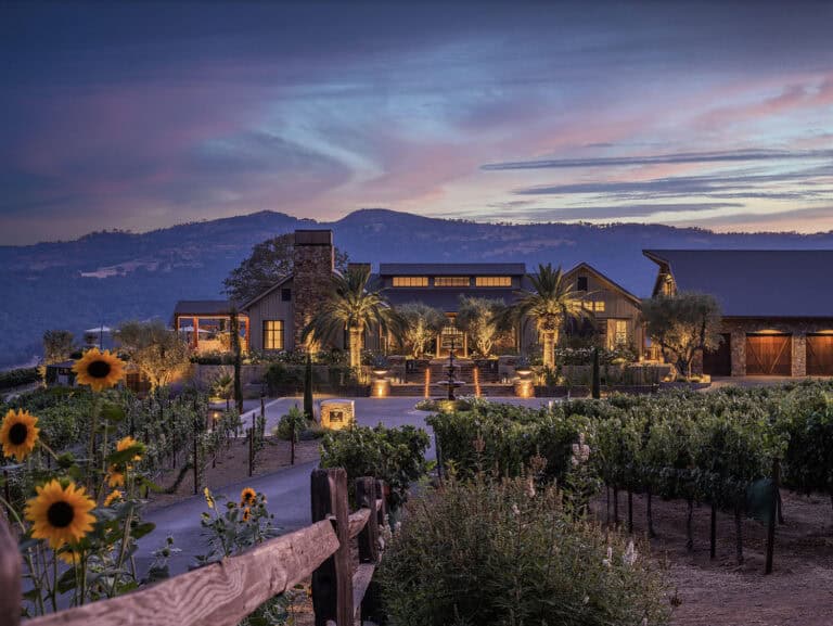 See this insanely gorgeous Napa wine country estate with panoramic views
