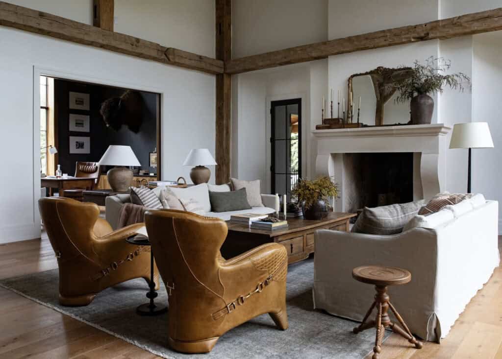 Tour this absolutely fabulous Oklahoma home with a traditional Western ...