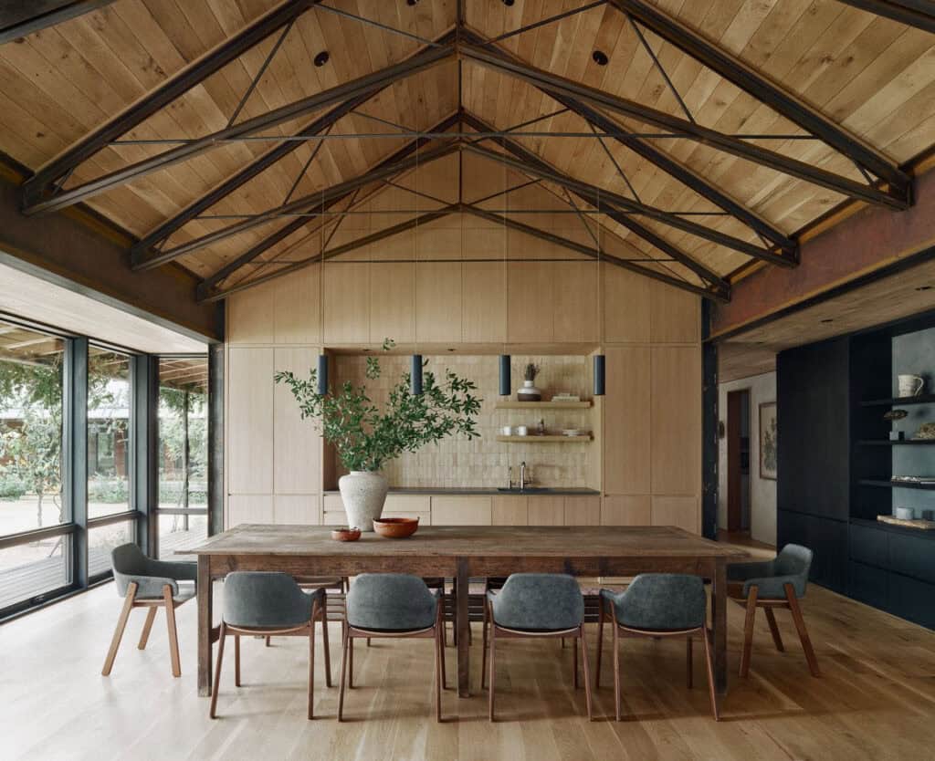 A ranch house with luxe details celebrates nature in the Texas Hill Country
